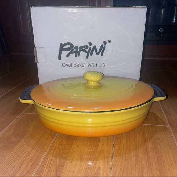 Parini | Kitchen | Parini Oval Baker Stoneware With Lid New In Box ...